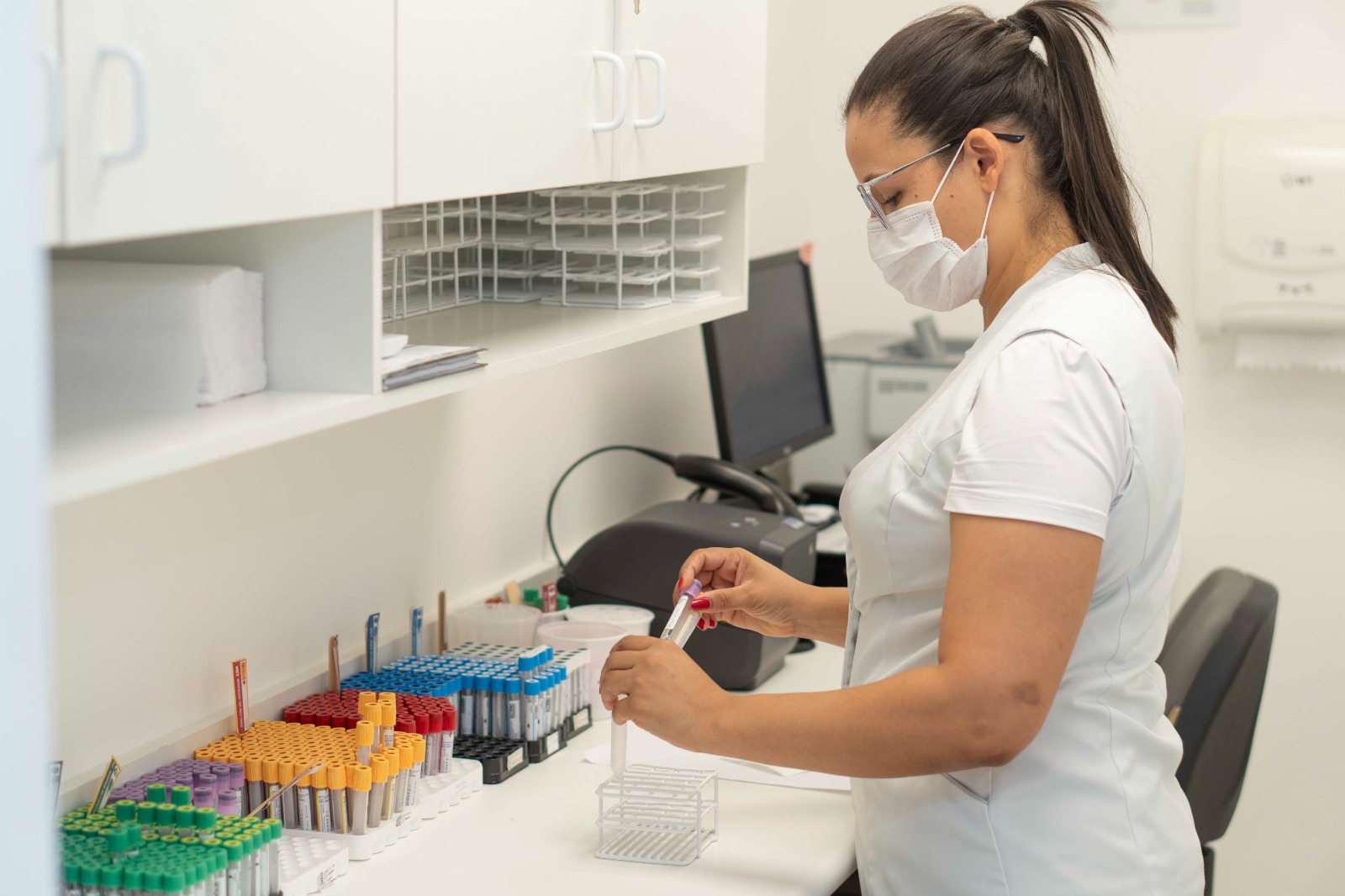 Pacotes de exames laboratoriais para check-up neste verão! - Centro de ...